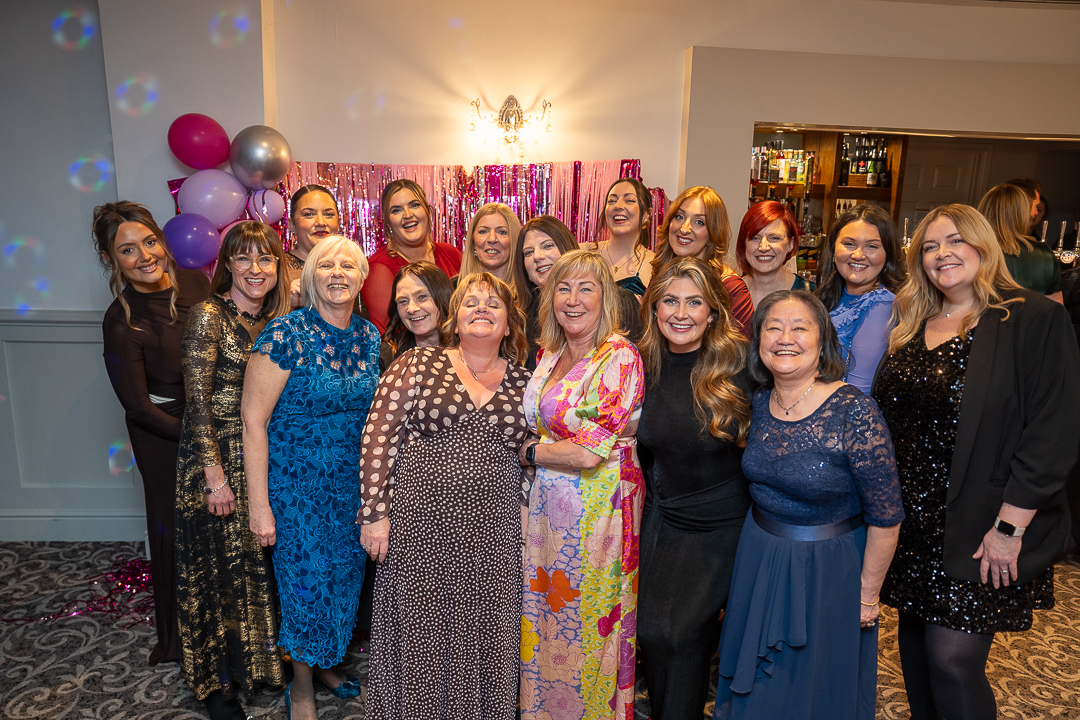 INTERNATIONAL wOMEN'S dAY gALA dINNER - Vale Domestic Abuse Services